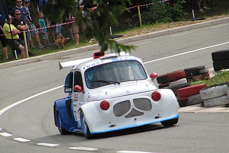 FORMULA DRIVER Talijan Marco Tessari pobijedio na padinama Učke u ...