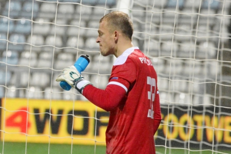 Simon Sluga još nije potpisao, Andrej Prskalo ponovo postao prvi vratar ...