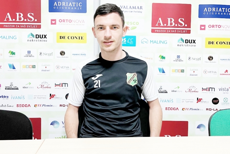 Bivši igrač Pomorca 1921 najavio utakmicu protiv Pomorca 1921 - SportCom.hr Bivši igrač Pomorca 1921 najavio utakmicu protiv Pomorca 1921 - SportCom.hr
